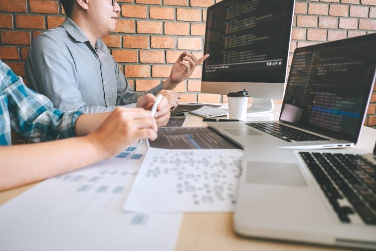 Discover 10 Best Ways Laravel Outsourcing Can Boost Your ROI